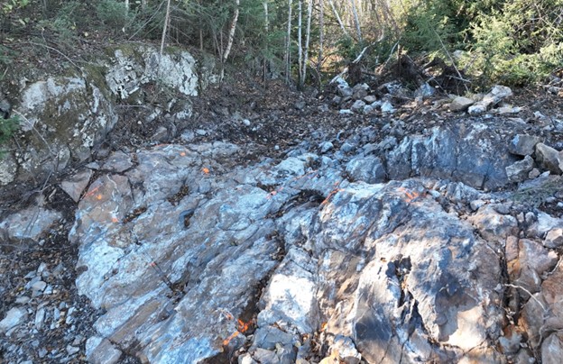 Onyx Gold Discovers New High-Grade Vein Zone at the C Zone, Munro ...